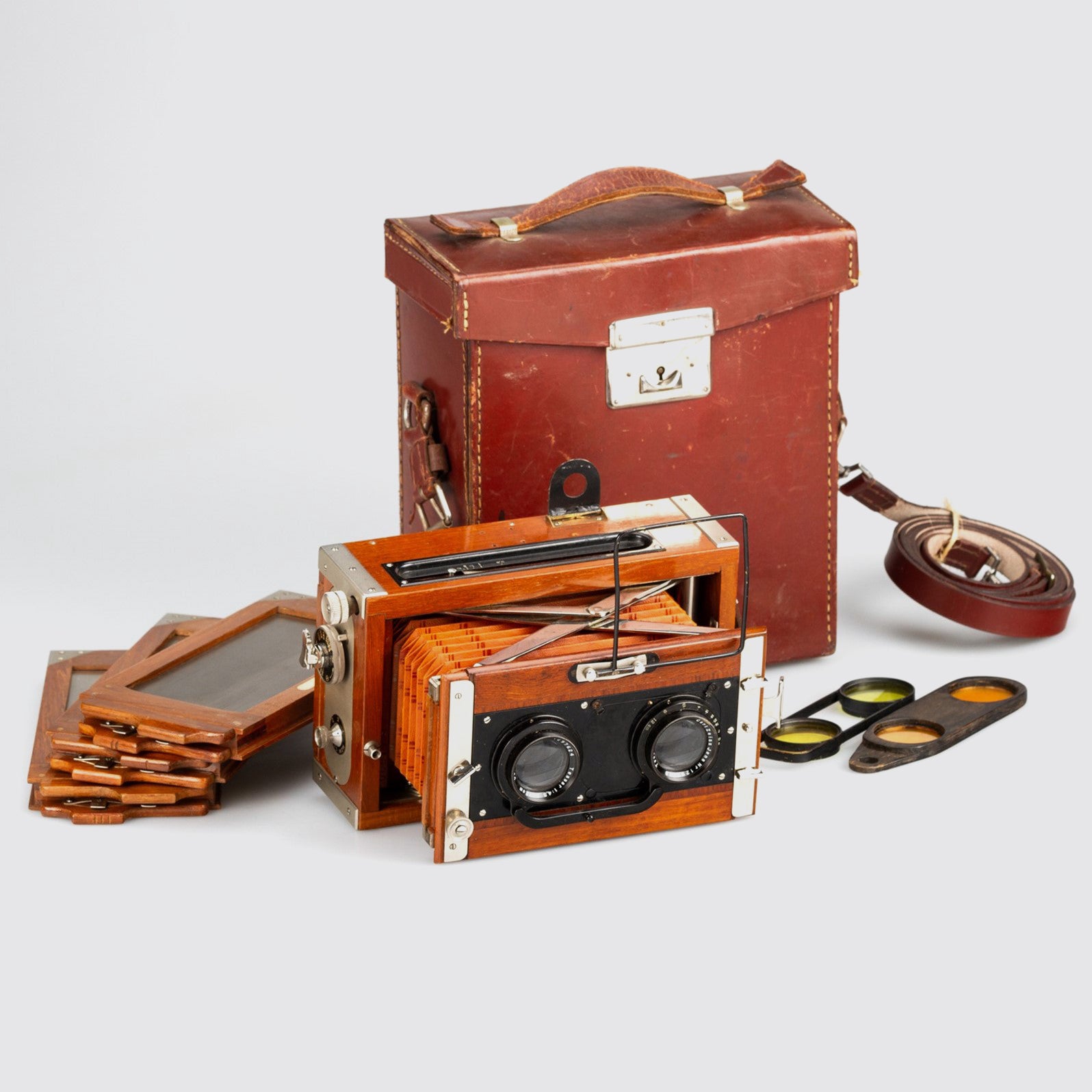 Historical Cameras (1840–1940) | Vintage Cameras & Lenses | Coeln Cameras
