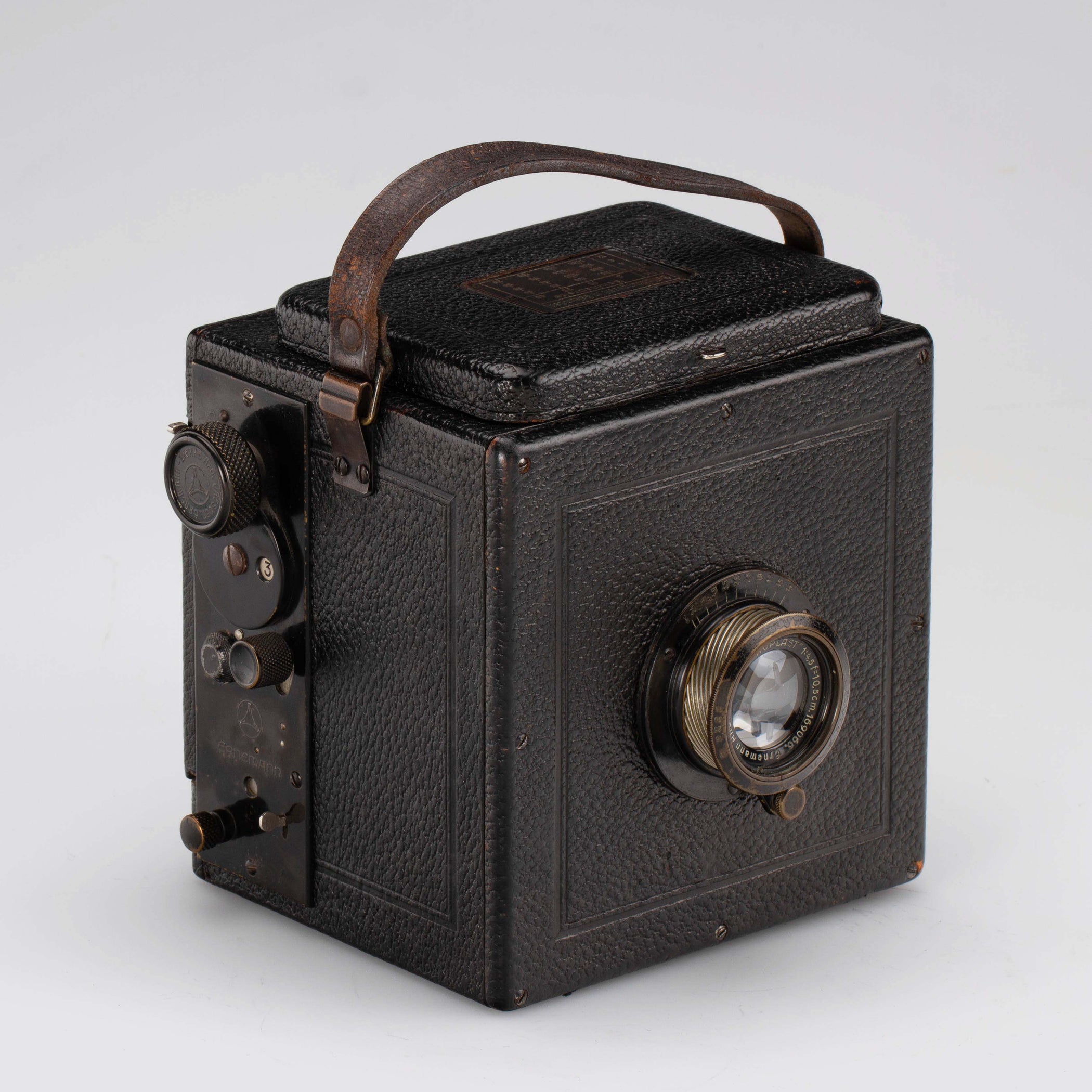 Historical Cameras (1840–1940) | Vintage Cameras & Lenses | Coeln Cameras
